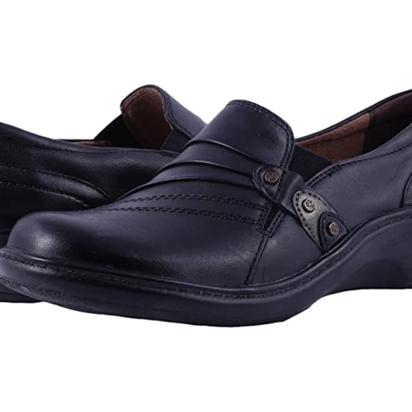 Aravon | Shoes | New Aravon Aag8bk Danielle Black Flats | Poshmark